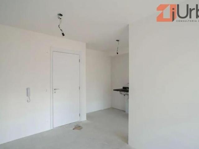 Apartamento à venda 125m², 3 suítes à poucos metros da estação Praça da Árvore
