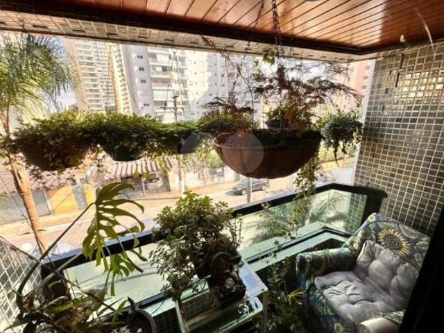 APARTAMENTO À VENDA 134 m² COM 3 QUARTOS 1 SUÍTE 2 VAGAS NA CHÁCARA INGLESA