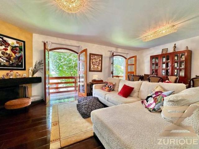 Apartamento à venda, 135 m² por R$ 1.250.000,00 Capivari Campos do Jordão/SP