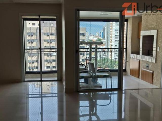 Apartamento à venda 135m², 3 vagas localizado no bairro mais desejado da Z.Oeste