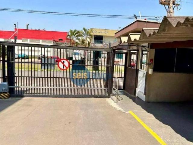 Apartamento à venda 1 andar no Condomínio Edifício Jardim Embaixador em Ameri.