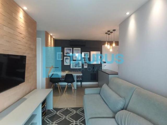 Apartamento à venda, 1 dormitório, 1 vaga, mobiliado, 49 m², Campo Belo