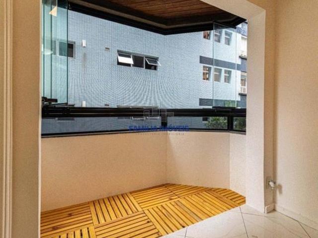 Apartamento a venda 1 dormitório varanda lazer Pompéia Santos/SP