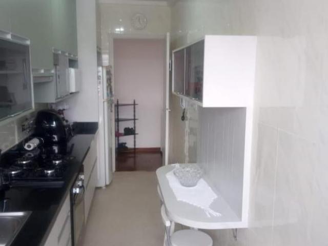 Apartamento à venda, 1 dormitorio,a 100 metros da lins de vasconcelos,farmacia, bancos, transportes