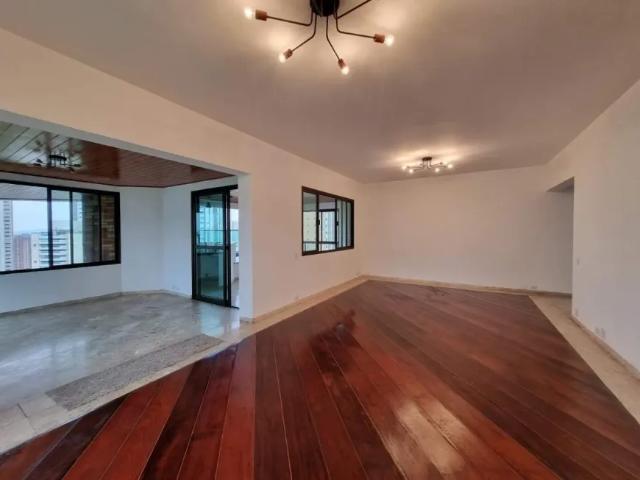 Apartamento a venda 1 por andar Alto Padrão com 236m² Vila Suzana São Paulo