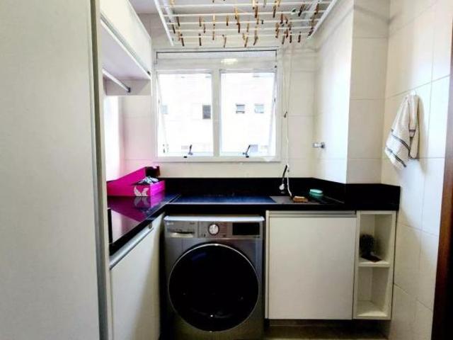 Apartamento à Venda – 1 Quadra da Praia na Pompéia! OPORTUNIDADE RARA. Destaqu