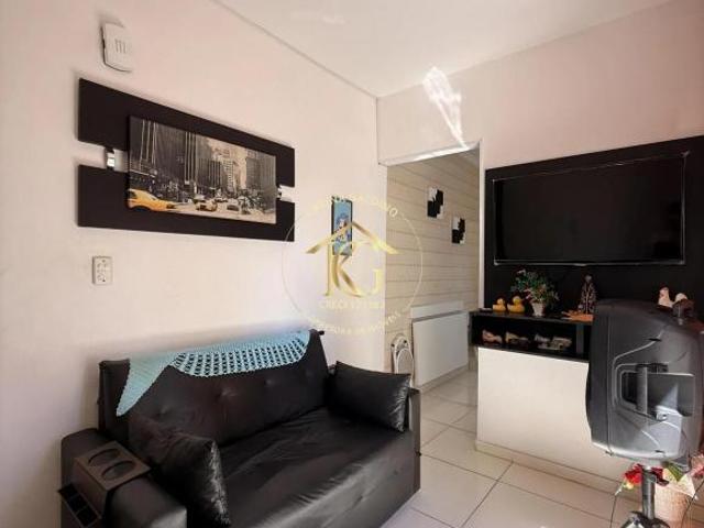 Apartamento à venda 1 quarto na quadra da praia semimobiliado na Aviação