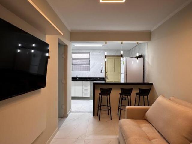 Apartamento Á Venda 1 Quarto Canto do Forte PORTEIRA FECHADA 1 ANDAR DE ESCADA