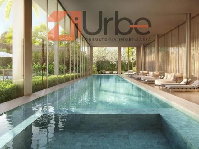 Apartamento à venda 259m², 3 suítes, 3 vagas com vista única no Pacaembu
