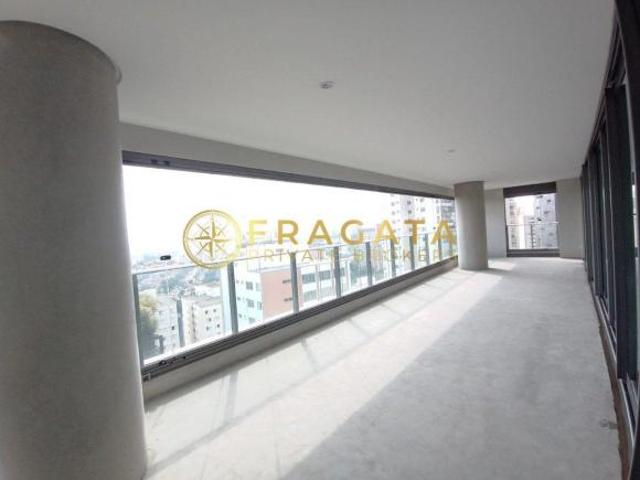 Apartamento á venda 275m², 03/04 suítes, 04 vagas Vila Madalena/ SP