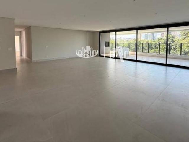 Apartamento à venda, 283 m² por R$ 3.450.000,00 Nova Prochet Londrina/PR