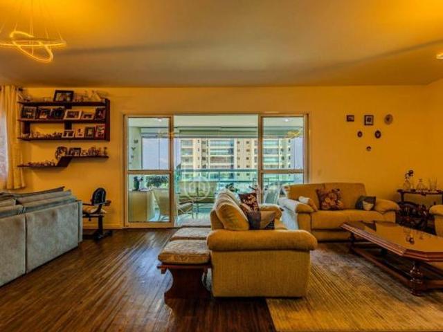 Apartamento à venda, 202 m² por R$ 2.800.000,00 Alphaville Santana de Parnaíba/SP