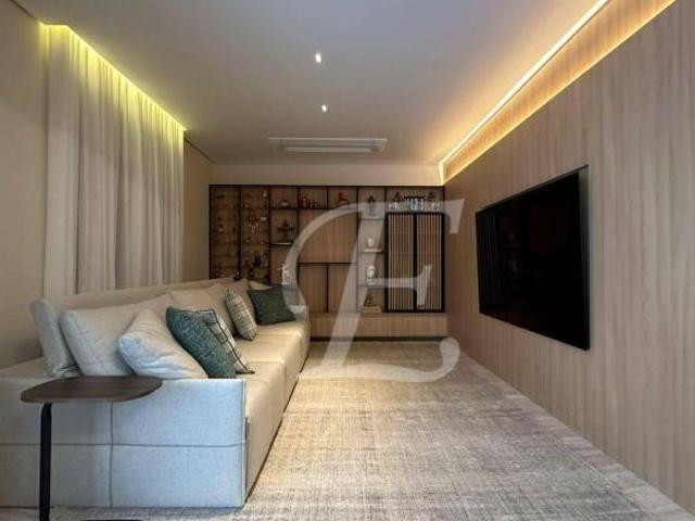 Apartamento à venda 220,00 úteis Vila Nova Conceição São Paulo/SP