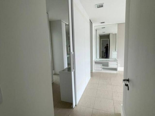 Apartamento a venda 233m² Condomínio clube no coração da vila Adyana