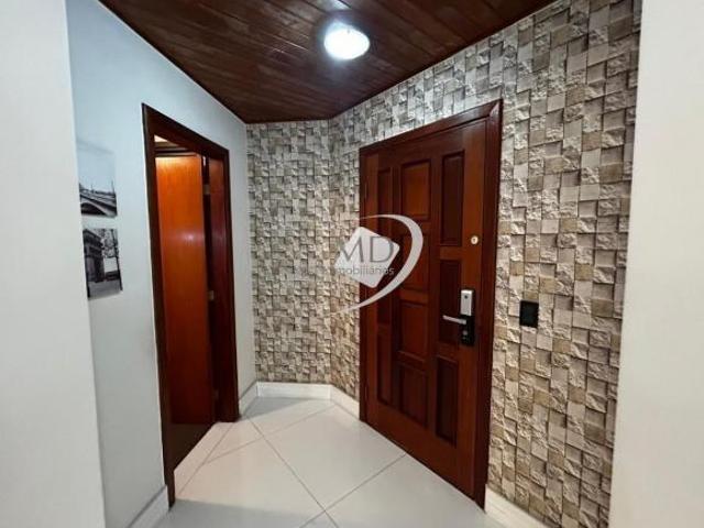 Apartamento à venda, 230m², 3 suítes com varanda, sala com 3 ambientes, 3 vagas