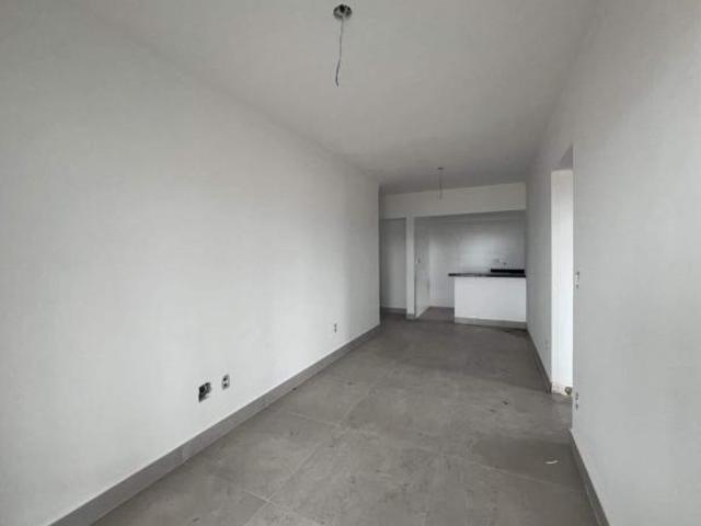 Apartamento à venda | 2 dorm | Vista Mar | Prédio Frente Mar