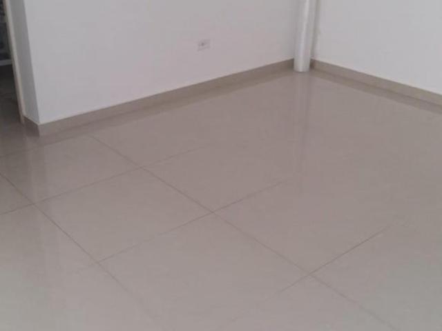 Apartamento à venda, 2 dormitórios 1 suite, 2 vagas, próximo metro praça da Arvore Saúde, São Paulo