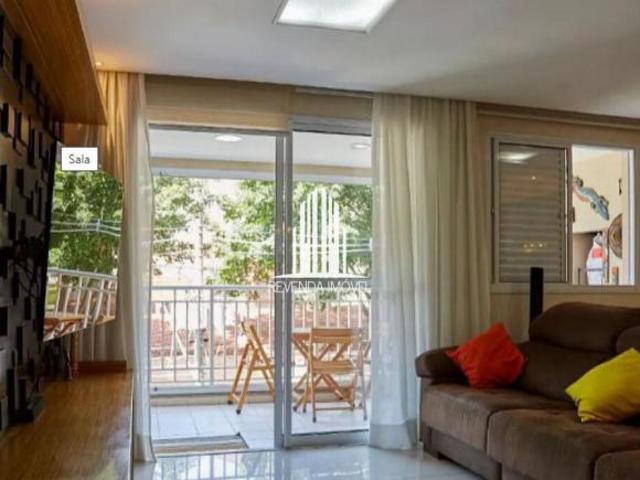 Apartamento á venda 2 dormitórios, 1suite e 2 vagas na Barra Funda SP