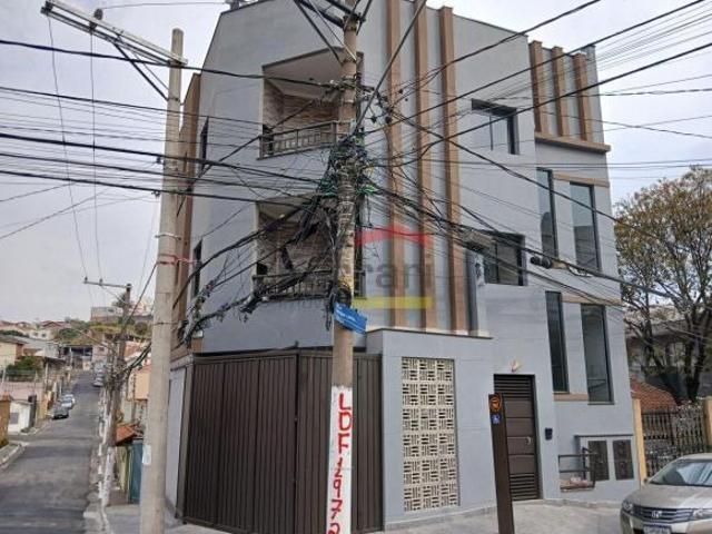 Apartamento a venda 2 dormitórios, 1vaga, sacada com churras, próximo ao metrô Parada Inglesa. Novo