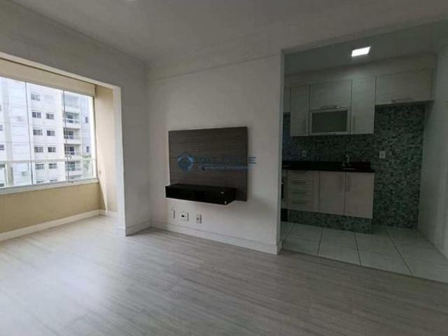 Apartamento à Venda, 2 dormitórios, 2 banheiros, com sacada no Nova Europa em Campinas SP