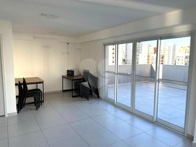Apartamento a Venda | 2 dormitórios | 46m² | 1 vaga em Santana