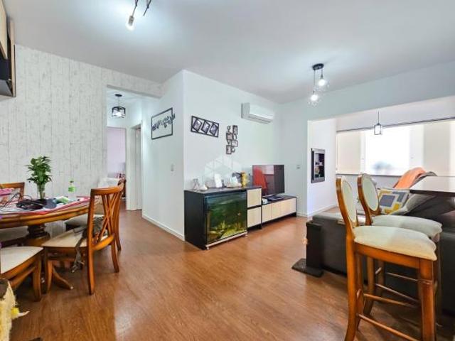 Apartamento à venda 2 dormitórios, 65m² e 1 vaga coberta privativa Sacada com churrasqueira Ce