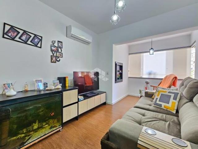 Apartamento à venda 2 dormitórios, 65m² e 1 vaga coberta privativa Sacada com churrasqueira Ce