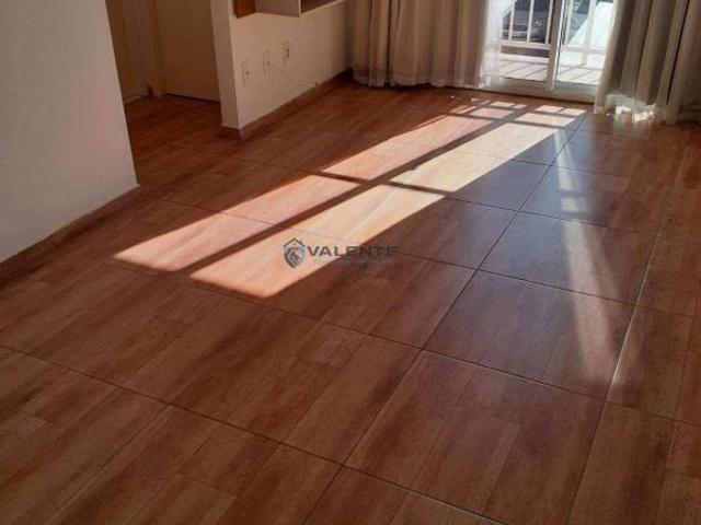 Apartamento à venda, 2 dormitórios, com sacada, Vila Marieta, em Campinas SP