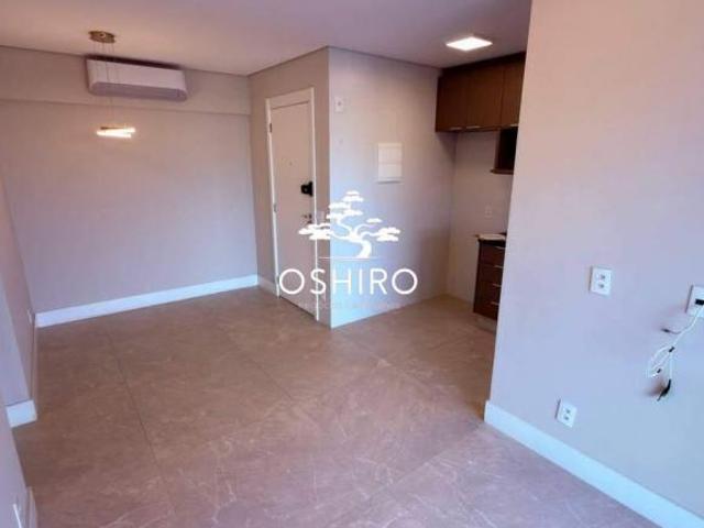 Apartamento à Venda 2 Dormitórios c/1 Suíte, Sala Ampla, Cozinha, Área de Serviço, Vaga de Garagem