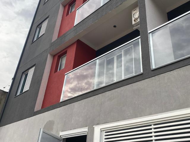 Apartamento à venda 2 dormitórios em Carapicuíba