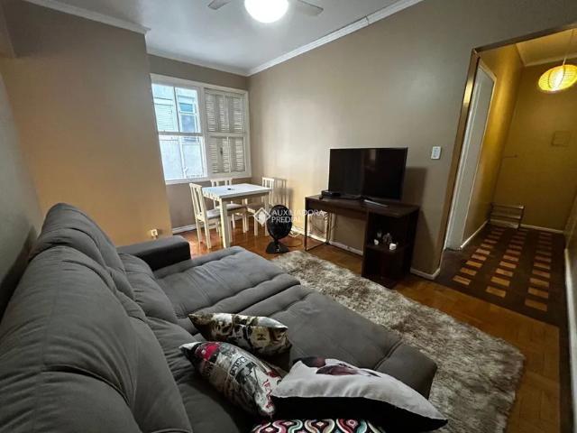 Apartamento à venda 2 dormitórios, ensolarado e com excelente localização!