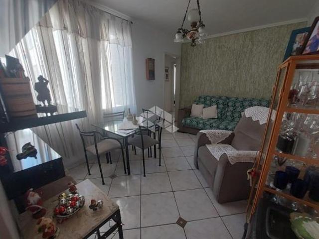 Apartamento à venda, 2 dormitórios no bairro Cidade Baixa