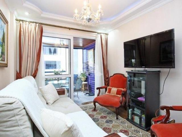Apartamento á venda 2 dormitórios semi mobiliados