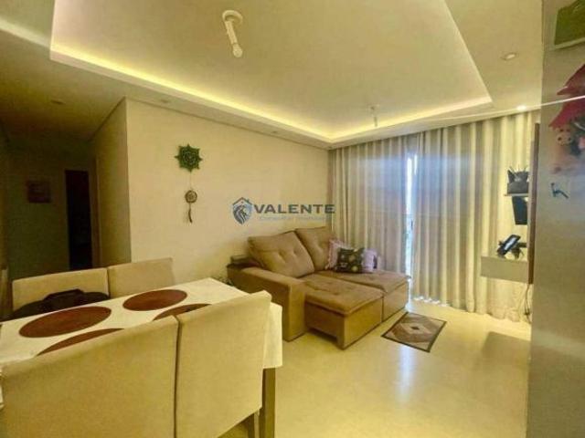 Apartamento à venda, 2 dormitórios, sendo uma suíte, andar alto e com mobília, ar condicionado, Uniq