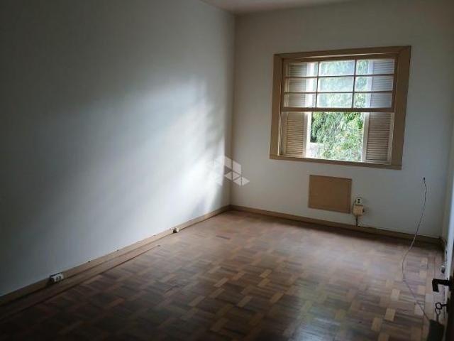 Apartamento à venda 2 dormitórios/quartos, proximo do Zaffari da Cristóvão Colombo no Bairro Florest