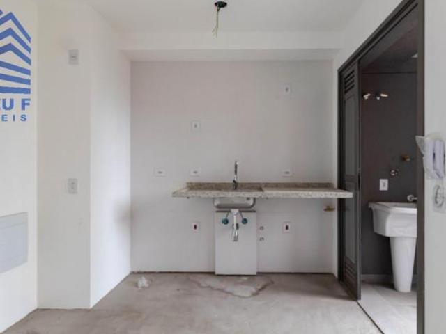 Apartamento á venda, 2 dorms, 1 suíte, 1 vaga em moema