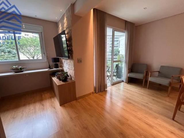 Apartamento à venda, 2 dorms, 2 vagas na Consolação