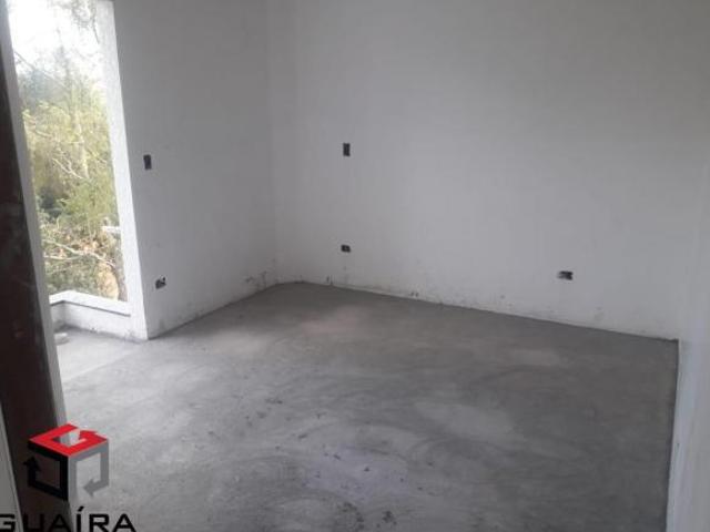 Apartamento à venda 2 dorms, com suite em Santo André