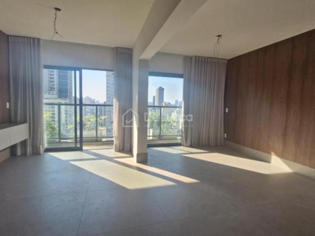 Apartamento à venda 2 suites no Cambuí em Campinas