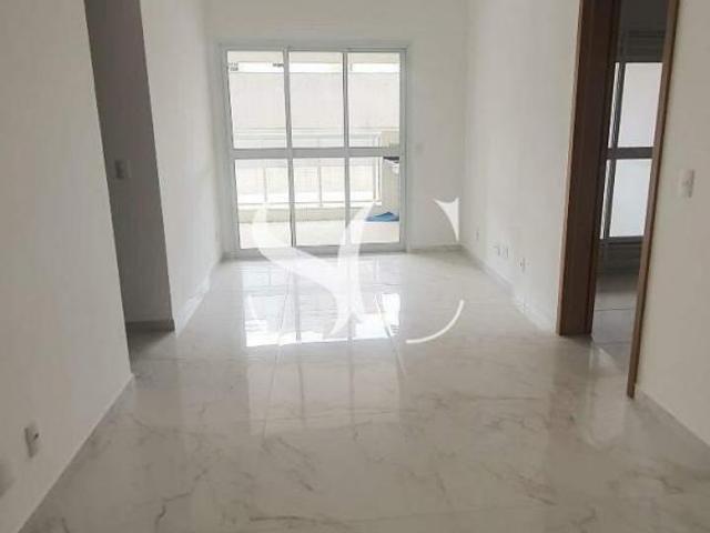 Apartamento à venda, 2 suítes, prédio com lazer. Gonzaga Santos SP