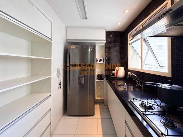 Apartamento à Venda 2 suítes, 3 banheiros, 90m², 1 vaga Pátio Clube