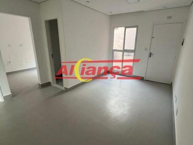 Apartamento à Venda, 2 quartos, 50m², reformado, Parque Renato Maia Guarulhos