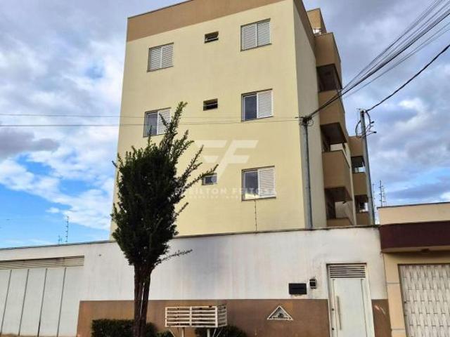 Apartamento à Venda | 2 Quartos 1 Suíte | Santa Mônica