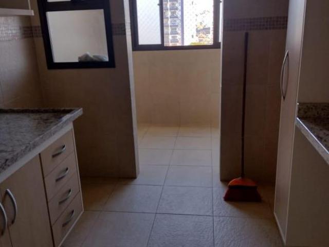 Apartamento à venda 2 Quartos, 1 Suite, 1 Vaga, 76.5M², Centro, Taubaté SP | Condomínio Los Angele