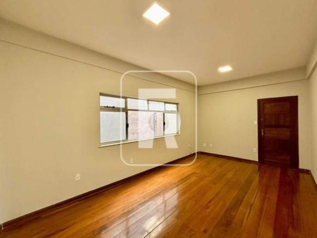 Apartamento à venda, 2 quartos, 1 suíte, 1 vaga, Centro Conselheiro Lafaiete/MG