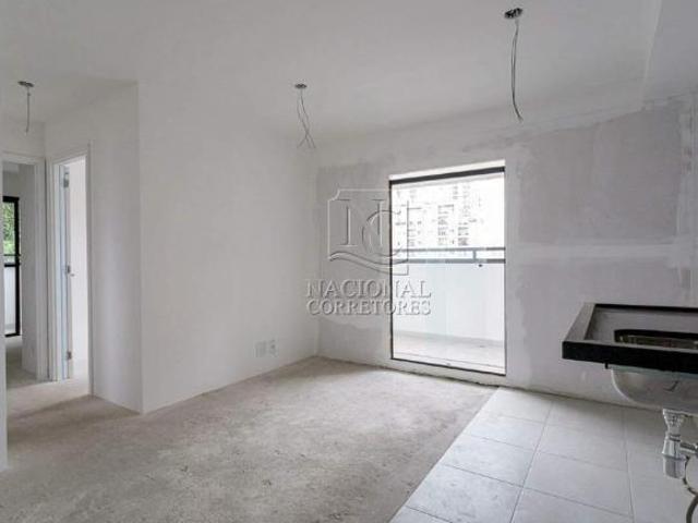 Apartamento à venda, 2 quartos, 1 suíte, 1 vaga, Jardim Santo André/SP