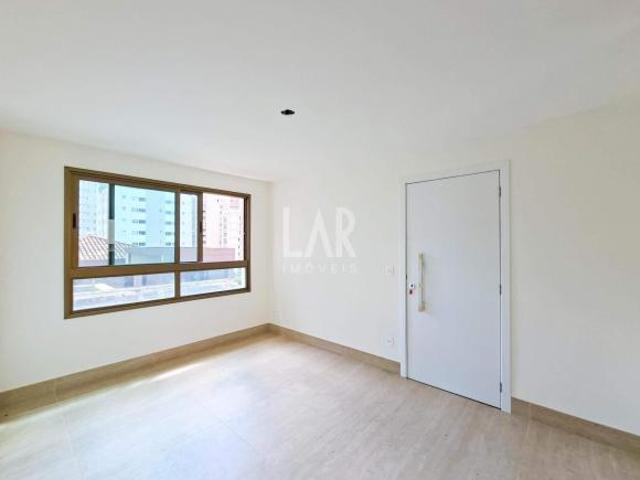 Apartamento à venda, 2 quartos, 1 suíte, 1 vaga, Lourdes Belo Horizonte/MG