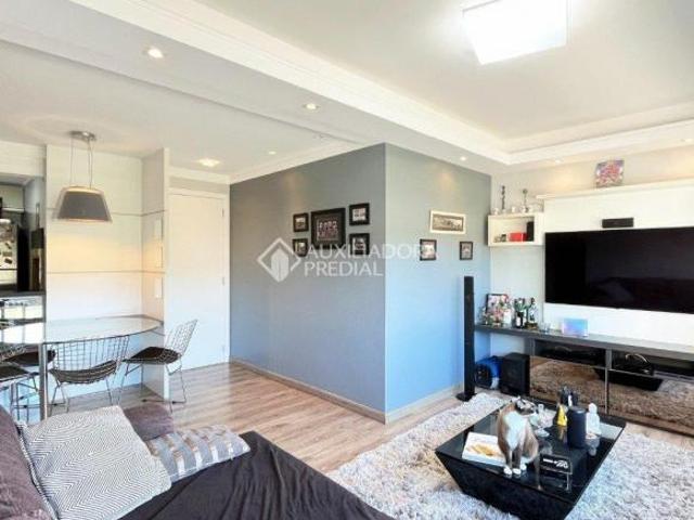 Apartamento à venda 2 quartos 1 suíte, 1 vaga na Tristeza
