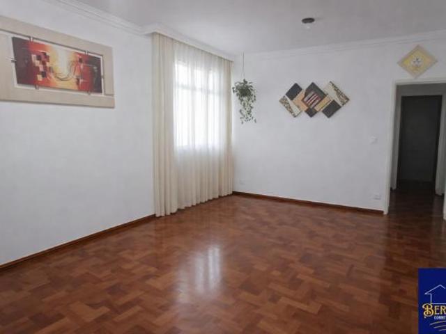 Apartamento à venda, 2 quartos, 1 suíte, 1 vaga, Sagrada Família Belo Horizonte/MG