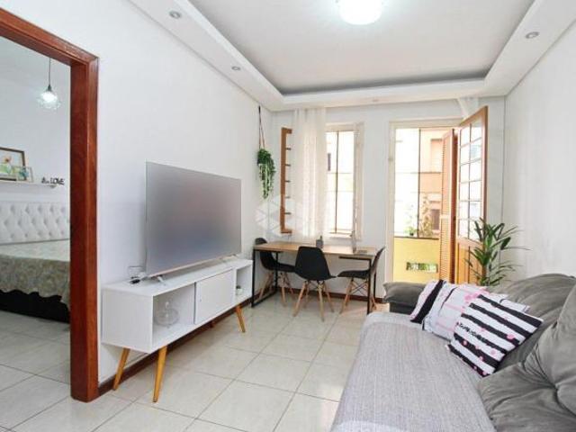 APARTAMENTO À VENDA 2 QUARTOS 1 SACADA BAIRRO CENTRO HISTÓRICO